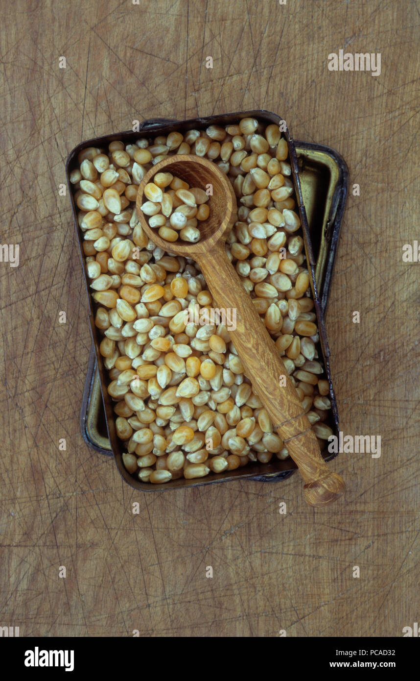 Popping corn hi-res stock photography and images - Alamy
