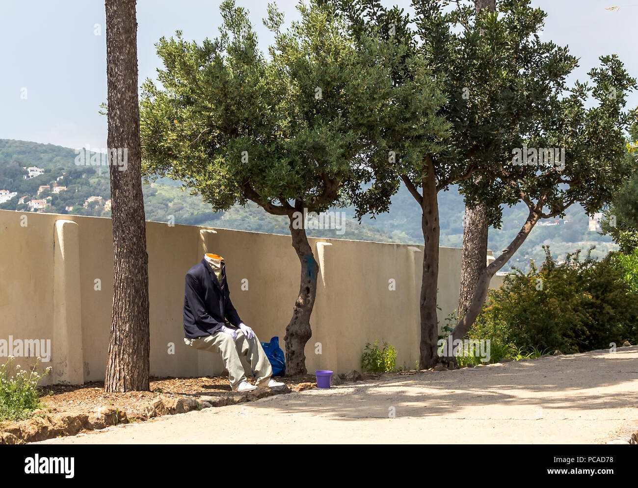 Headless man hi-res stock photography and images - Alamy