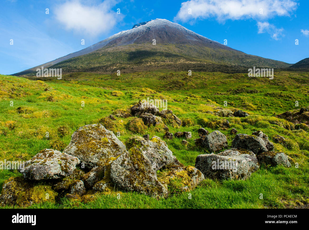 Ponta do Pico, highest mountain of Portugal, Island of Pico, Azores ...
