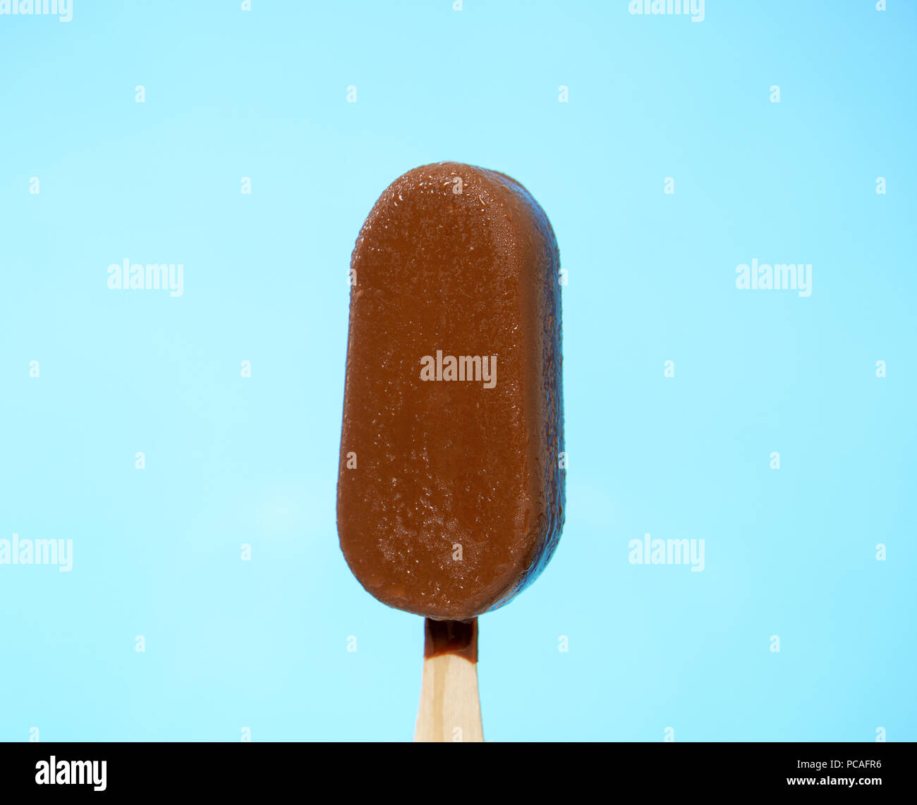 Hot weather melting ice hi-res stock photography and images - Alamy