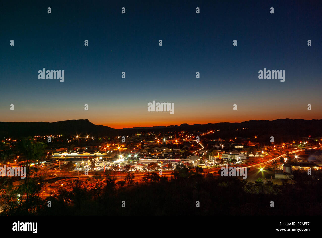 Alice Springs at night time from Anzac Memorial Hill Stock Photo - Alamy