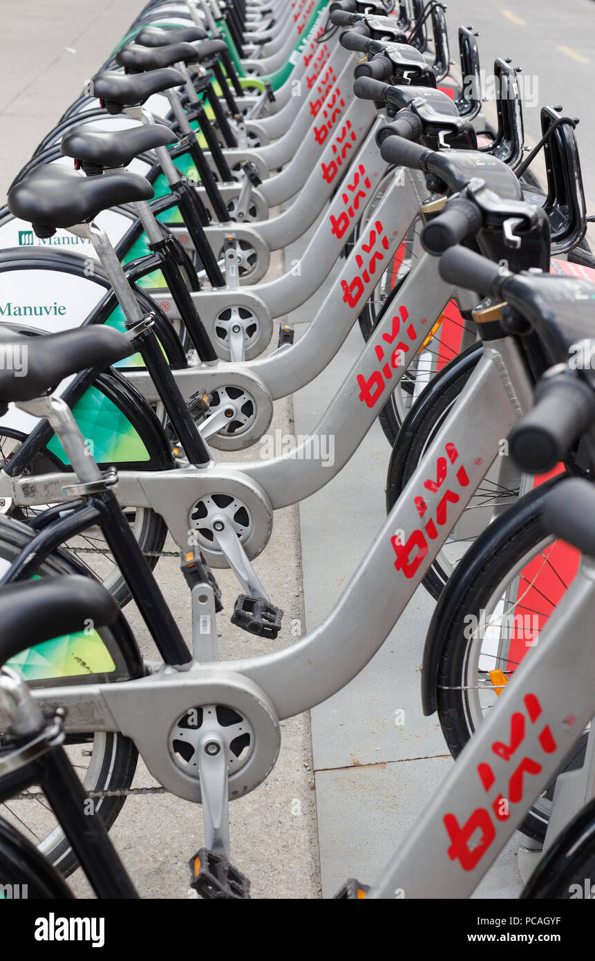 Montreal bicycles hi-res stock photography and images - Alamy