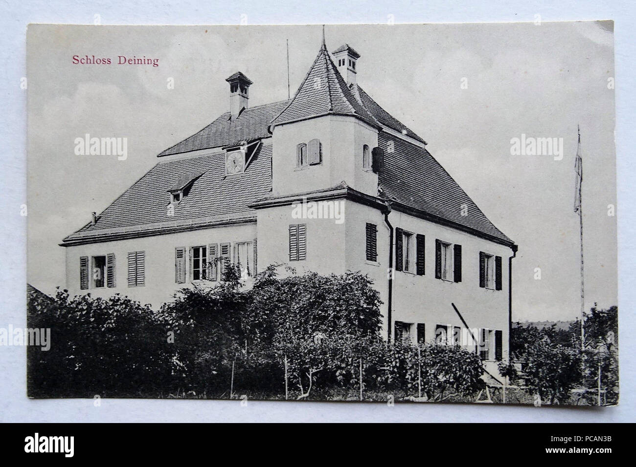 Deining hi-res stock photography and images - Alamy