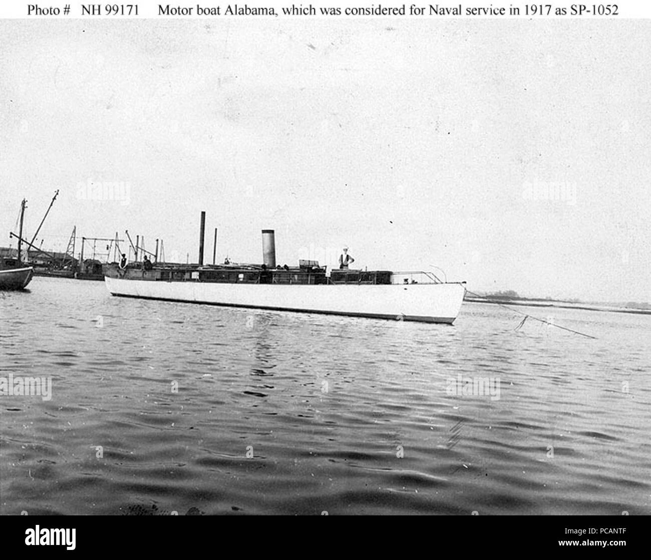 American photo archive boat Black and White Stock Photos & Images - Alamy
