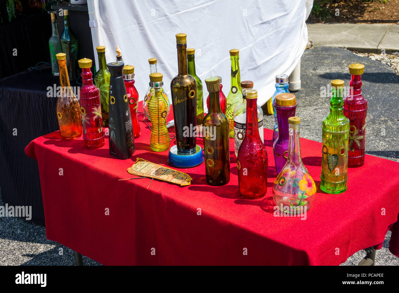 Many glass bottles hi-res stock photography and images - Alamy
