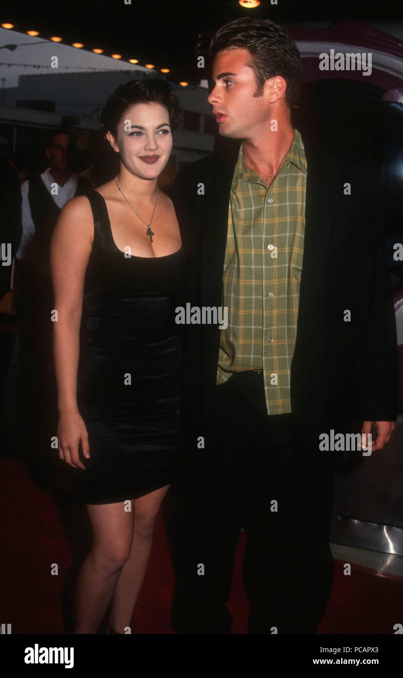WEST HOLLYWOOD, CA - MAY 4: (L-R) Actress Drew Barrymore and actor ...