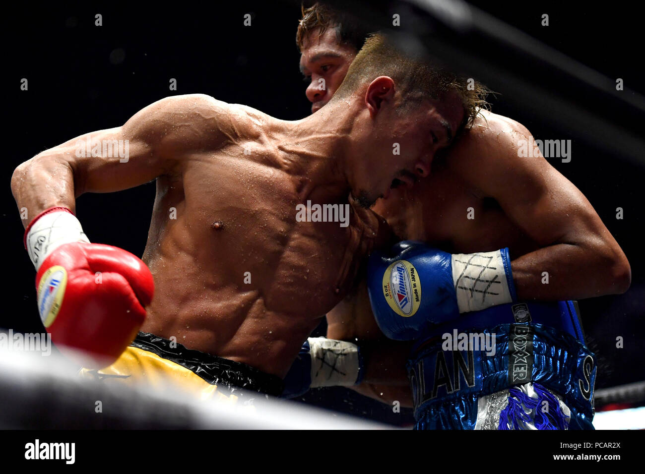 Qingdao, China. 31st July, 2018. Japanese boxer Sho Kimura Sho defeats ...