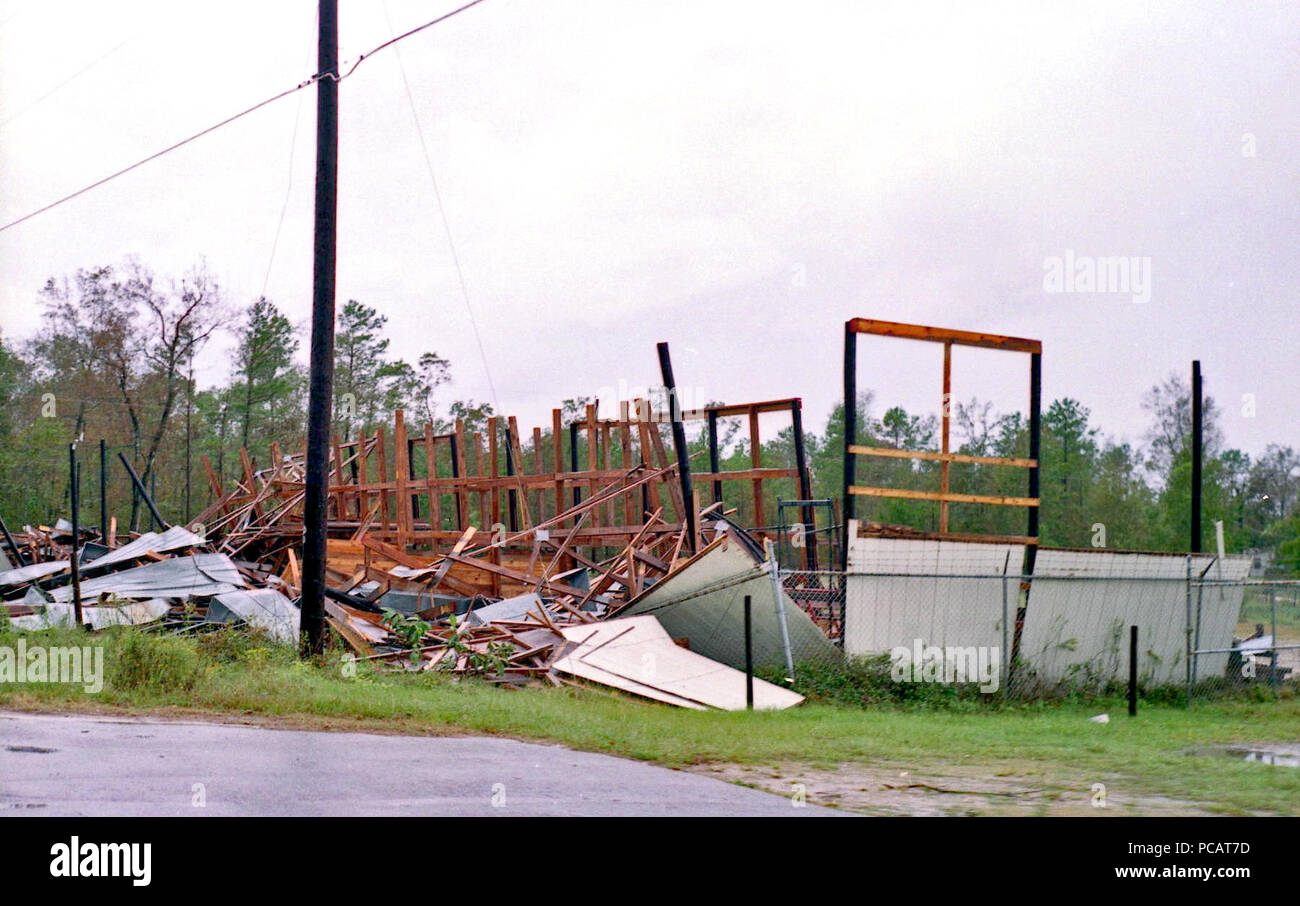 Aftermath of hurricane hugo hi-res stock photography and images - Alamy