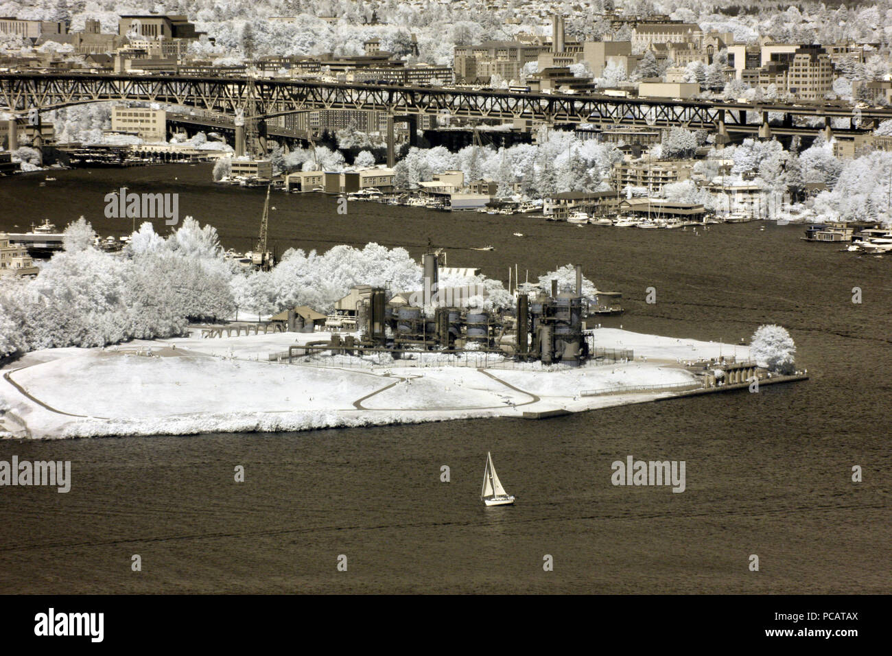Gas_works hi-res stock photography and images - Alamy