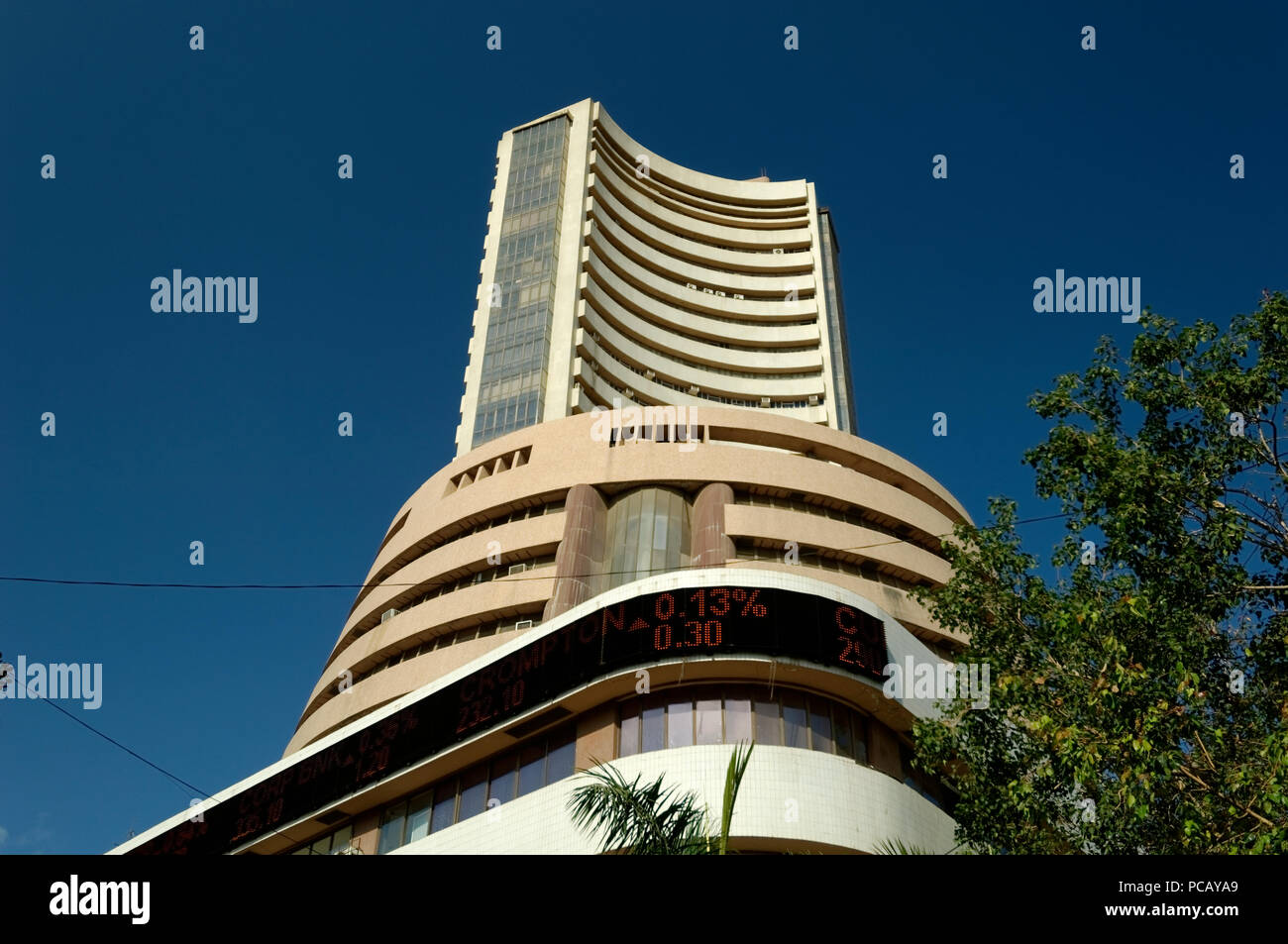 Bombay stock exchange old hi-res stock photography and images - Alamy