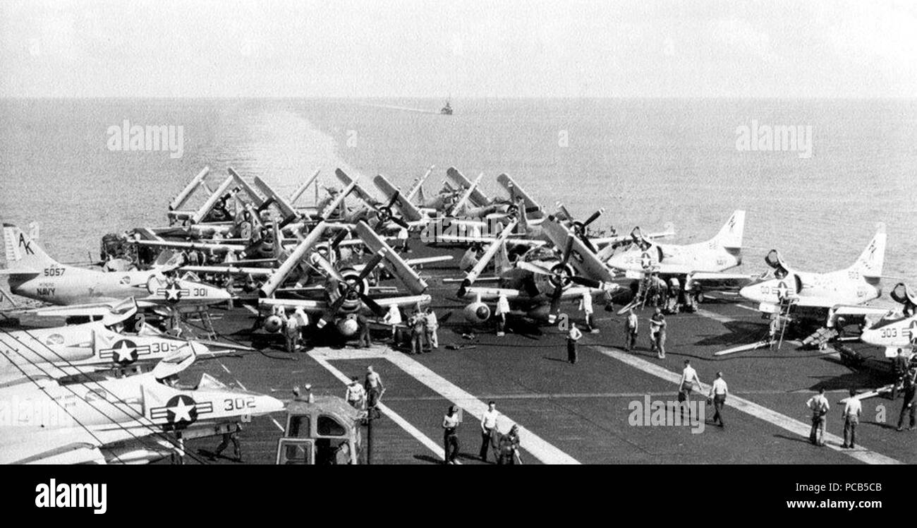 Aircraft of CVW-10 on USS Intrepid (CVS-11) in 1966 Stock Photo - Alamy