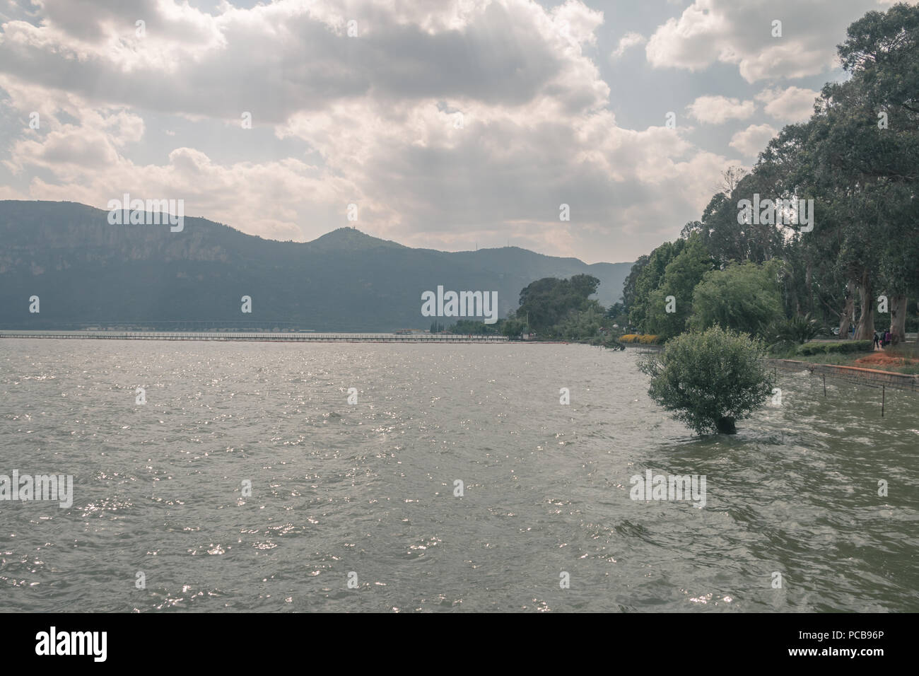 Dianchi lake hi-res stock photography and images - Alamy