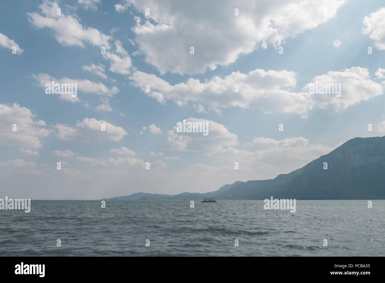 Dianchi hi-res stock photography and images - Alamy