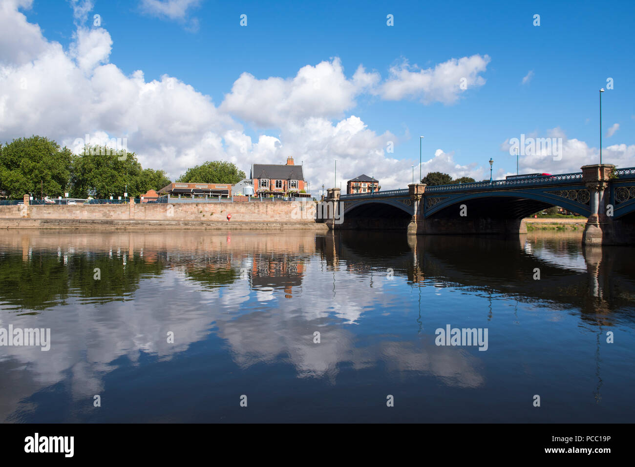Sunny Summer Day at Victoria Embankment in Nottingham, Nottinghamshire ...