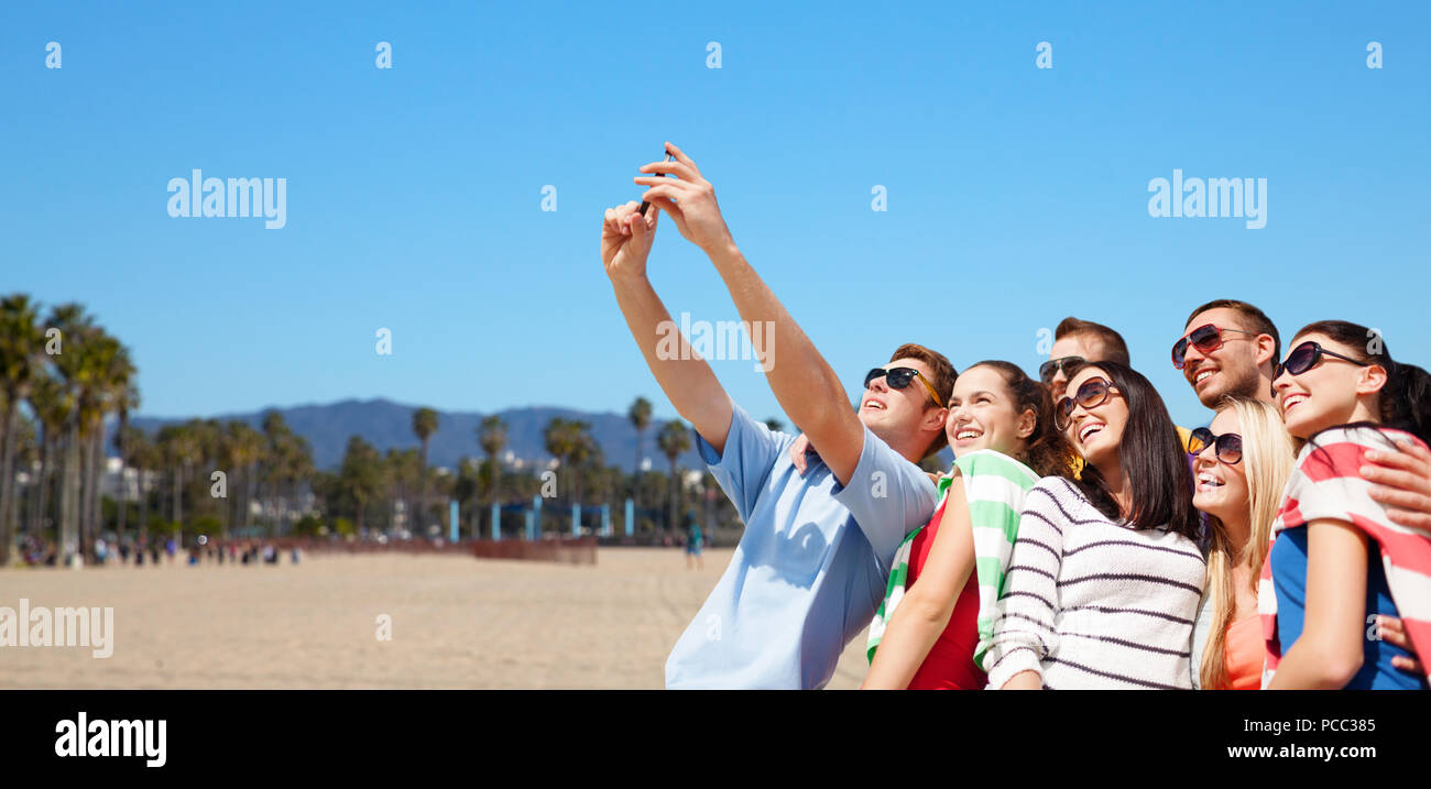 Travel group selfie hi-res stock photography and images - Alamy