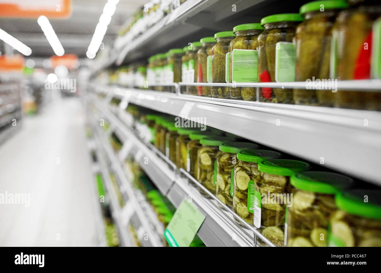 jars of pickles on grocery or supermarket shelves Stock Photo - Alamy