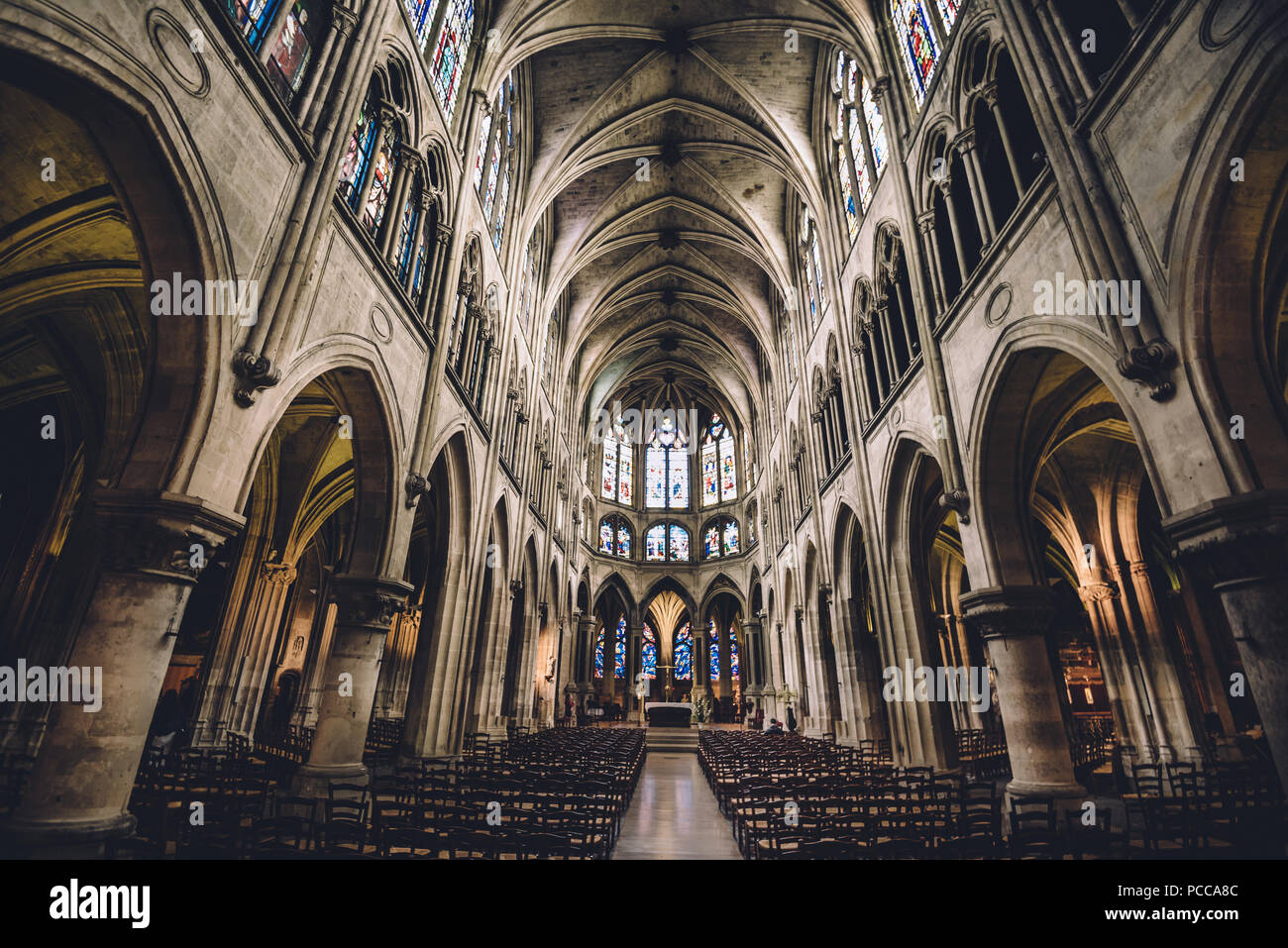 Interior of Saint Pierre de Montmartre Church Stock Photo - Alamy