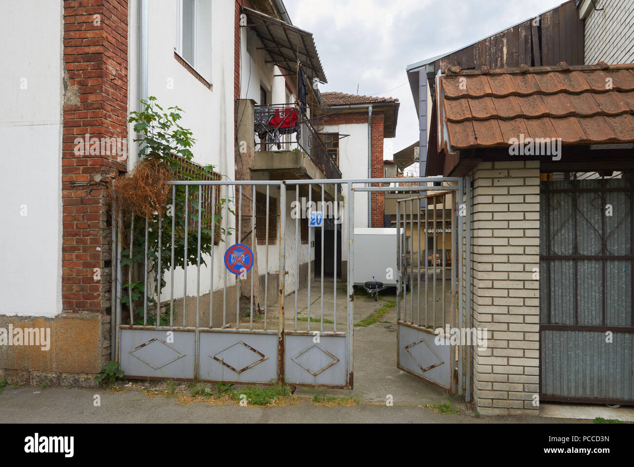 Belgrade, Serbia - May 04, 2018: Gates and courtyard on Solunska street ...