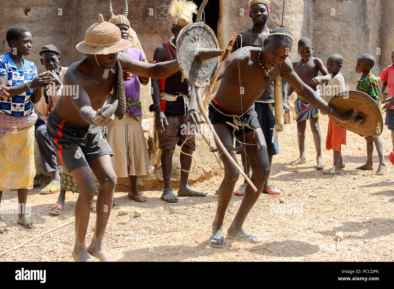 TAMBERMA VIL., TOGO - JAN 13, 2017: Unidentified Tammari man dressed ...