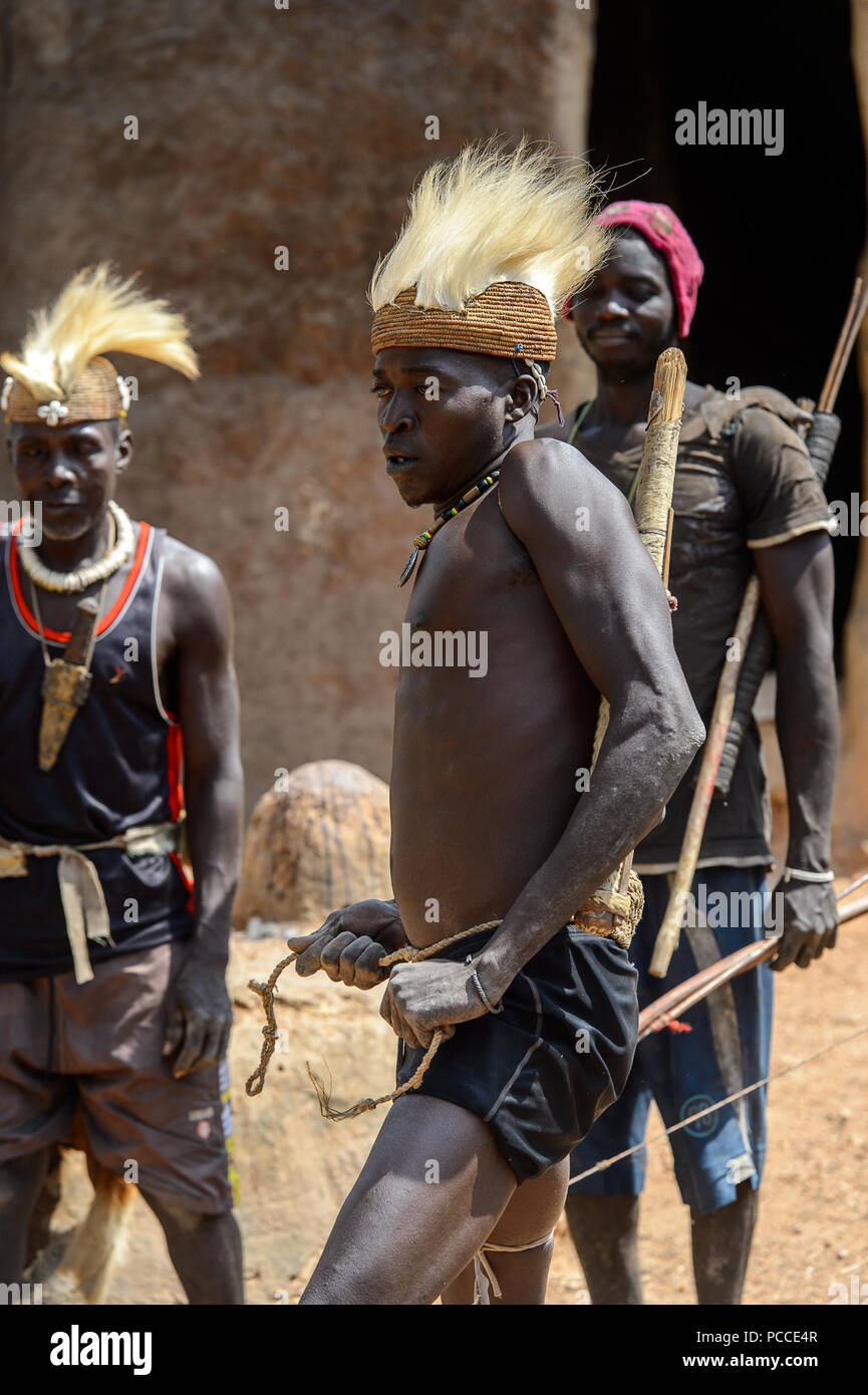 TAMBERMA VIL., TOGO - JAN 13, 2017: Unidentified Tammari man dressed ...