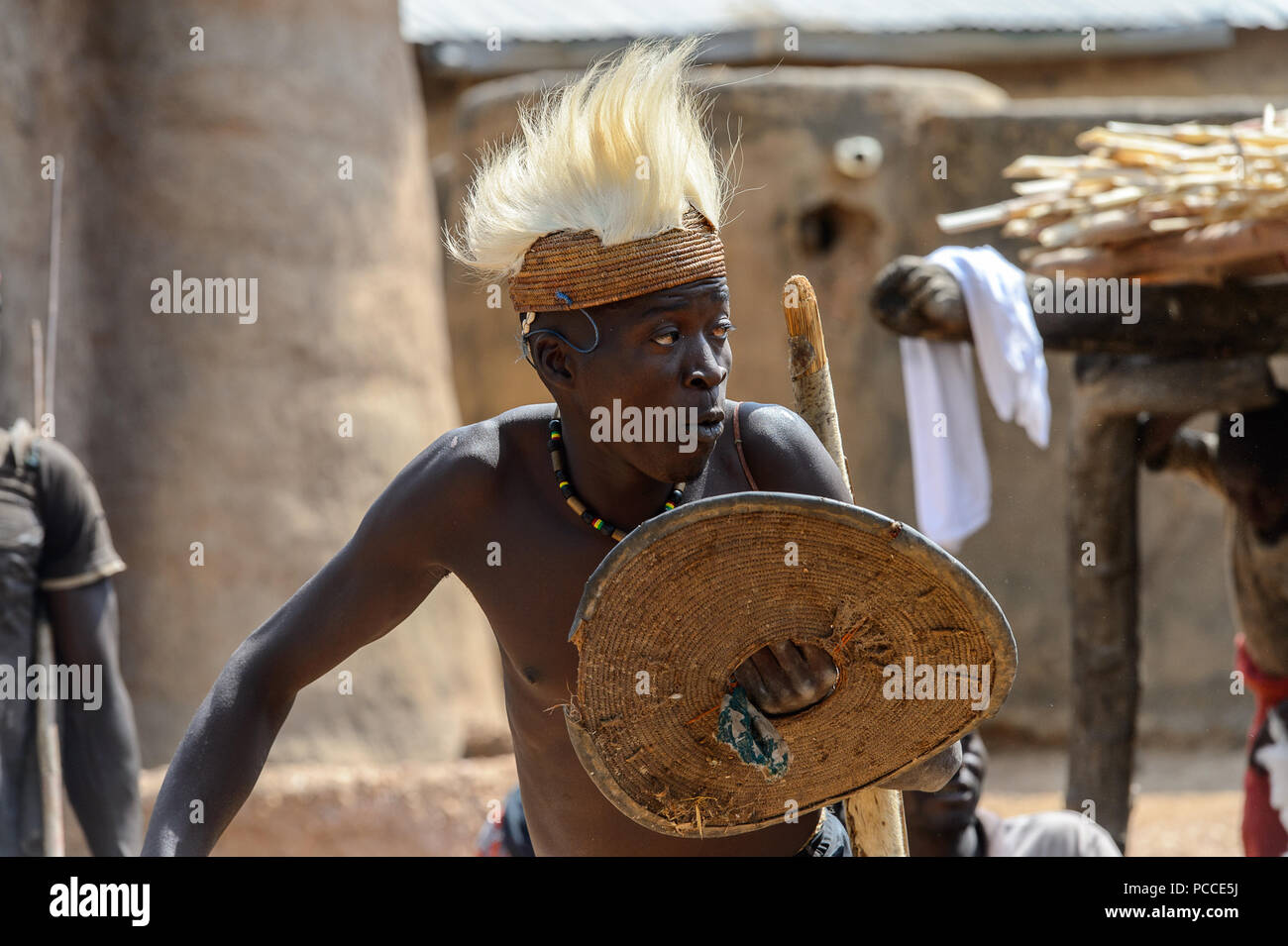 TAMBERMA VIL., TOGO - JAN 13, 2017: Unidentified Tammari man dressed ...