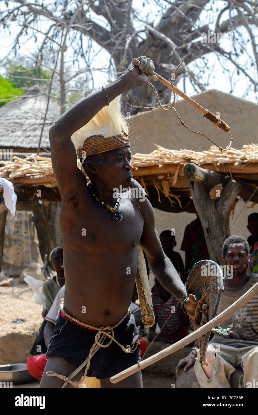 Mandingo tribe hi-res stock photography and images - Alamy