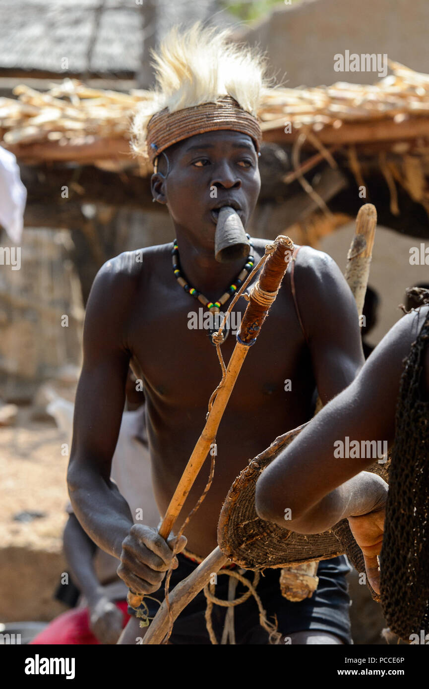 Mandingo tribe hi-res stock photography and images - Alamy