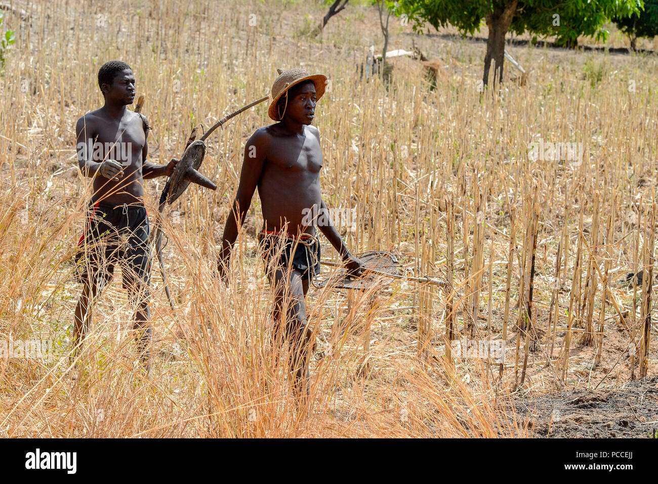 TAMBERMA VIL., TOGO - JAN 13, 2017: Unidentified Tammari men dressed ...