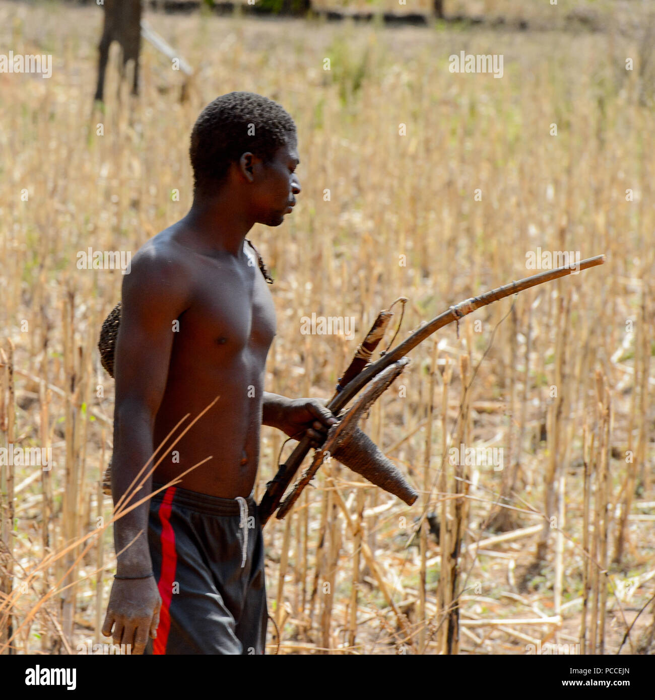 TAMBERMA VIL., TOGO - JAN 13, 2017: Unidentified Tammari man dressed ...