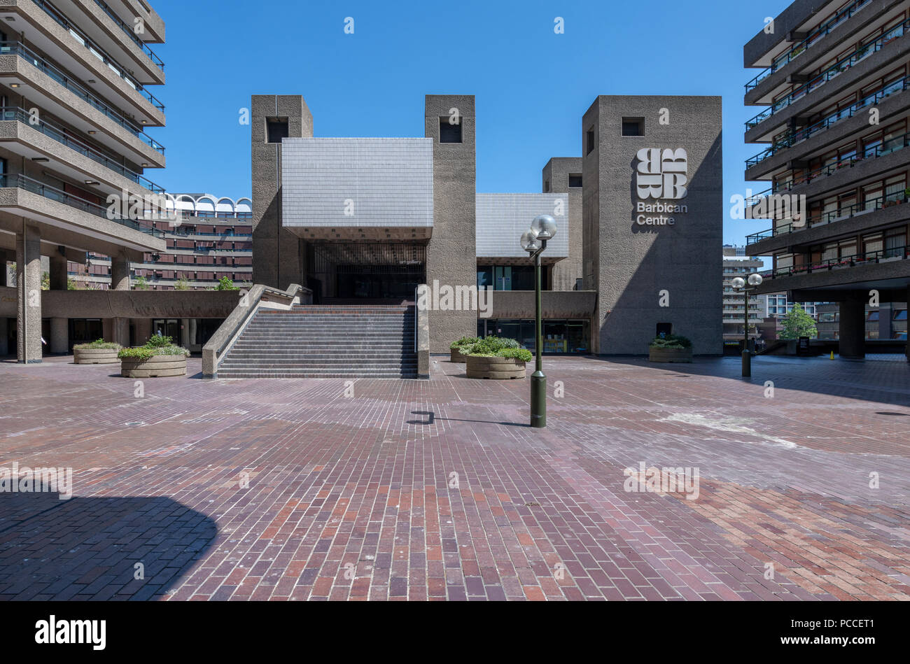 The Barbican was built between 1965 and 1976, on a 35-acre site that ...