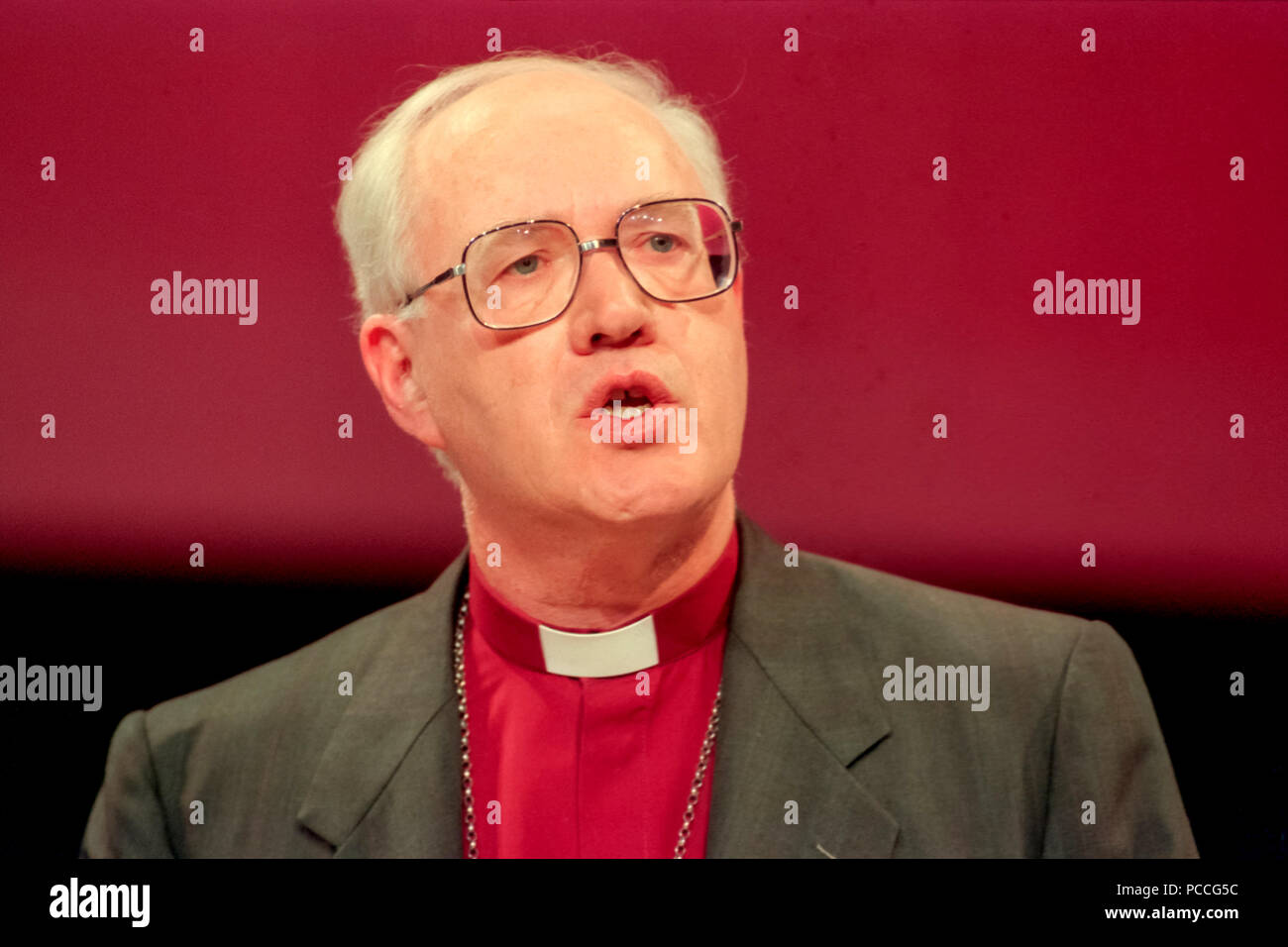 Archbishop canterbury dr george carey hi-res stock photography and ...