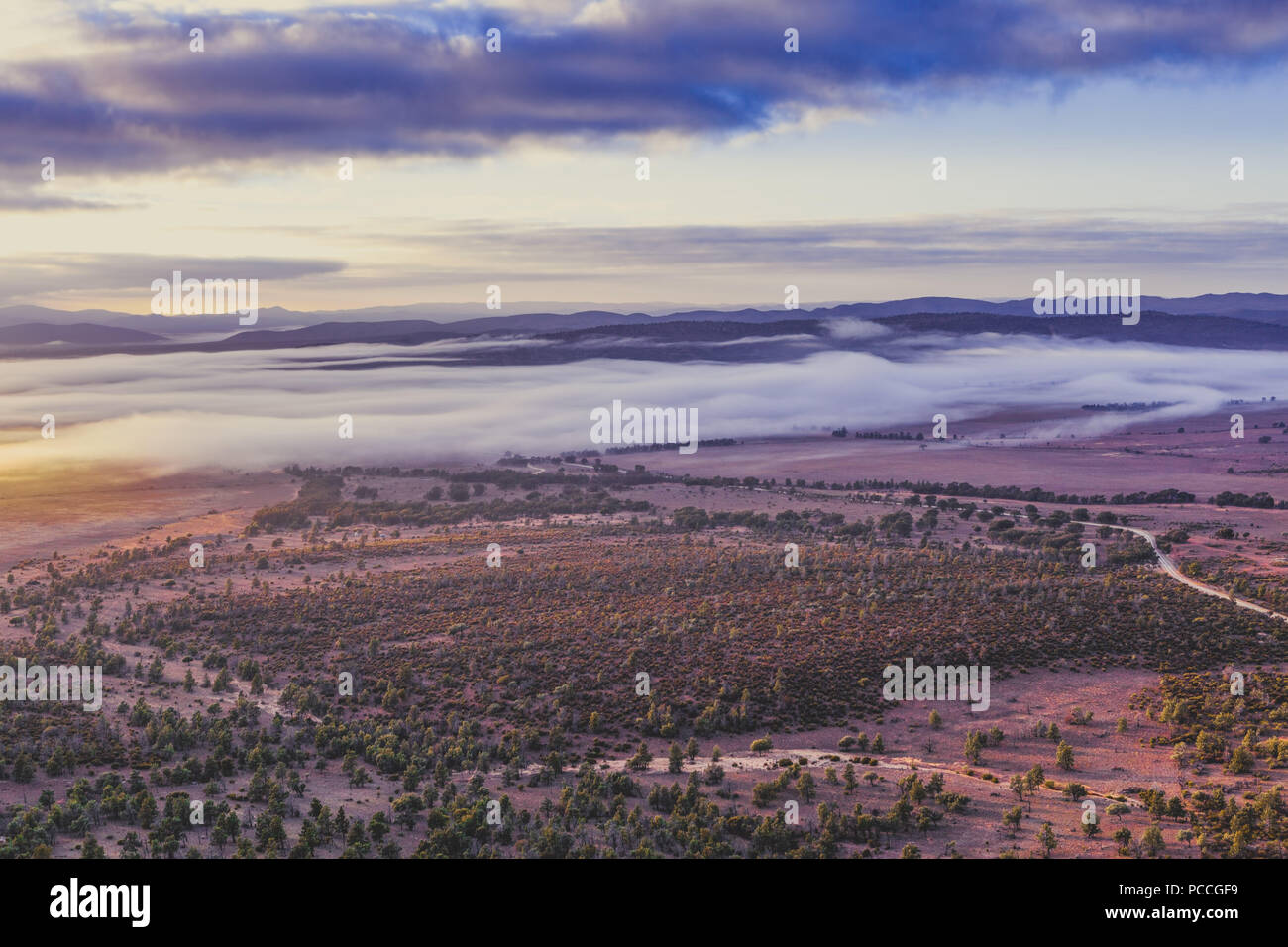 Low laying landscape hi-res stock photography and images - Alamy