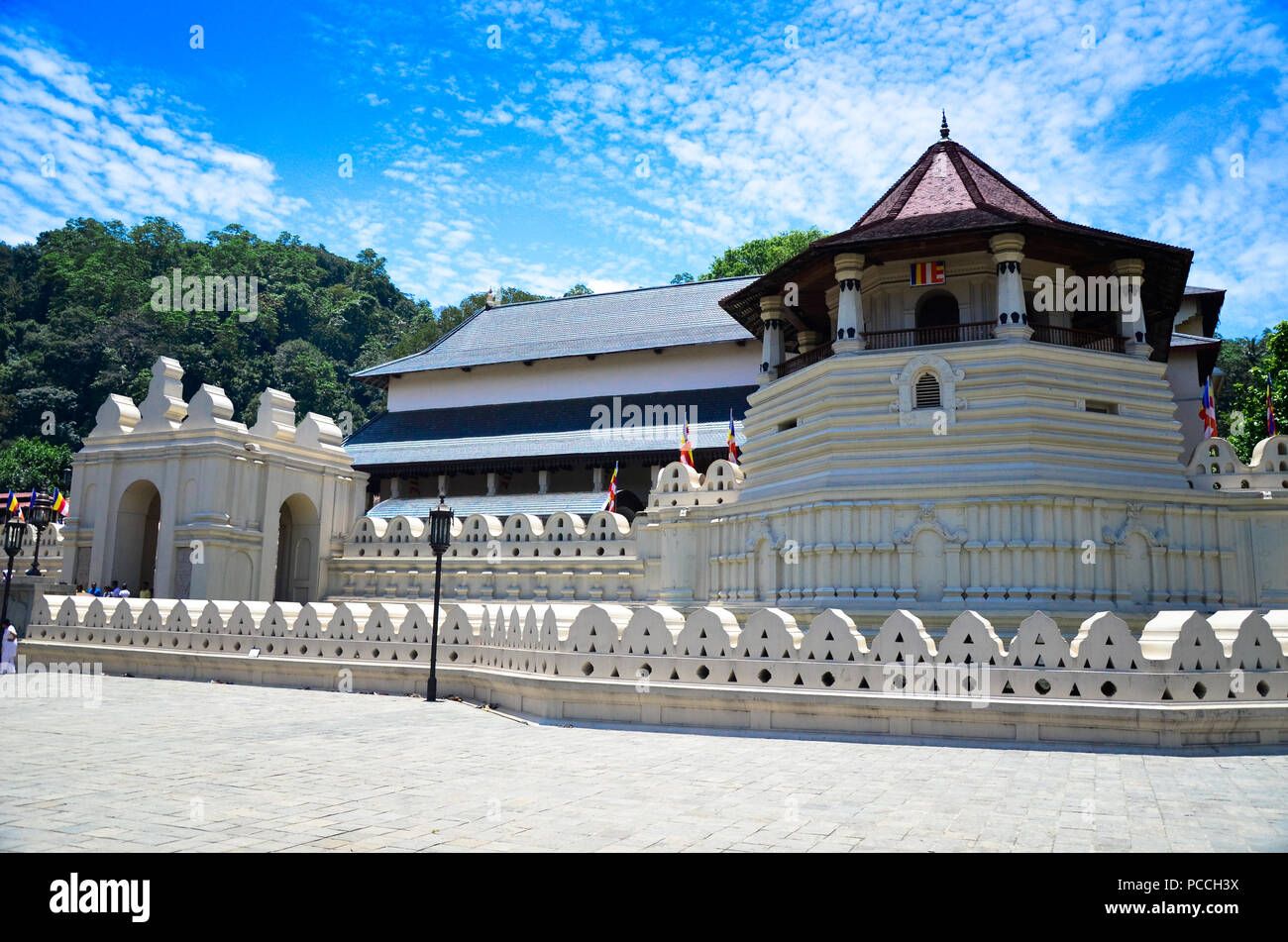 Temple of the Tooth, Kandy, Sri Lanka Stock Photo - Alamy