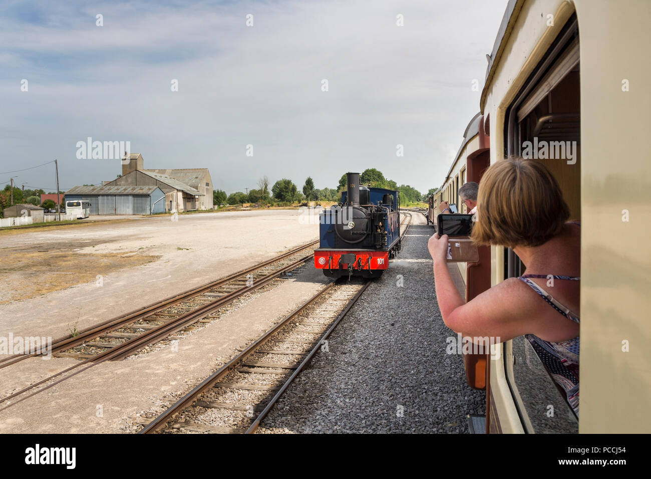 Passing Steam Train High Resolution Stock Photography and Images - Alamy
