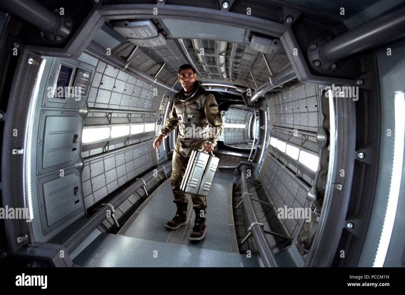 Solaris 2002 Natascha Mcelhone Stock Photos & Solaris 2002 Natascha ...