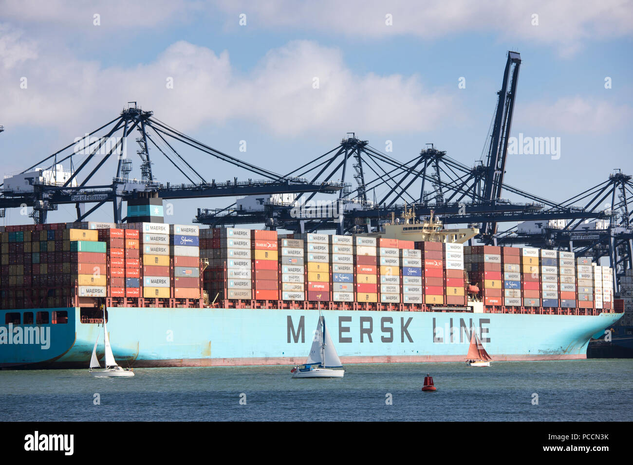 Foreign container ships at Port of Felixstowe handling 42% of British ...