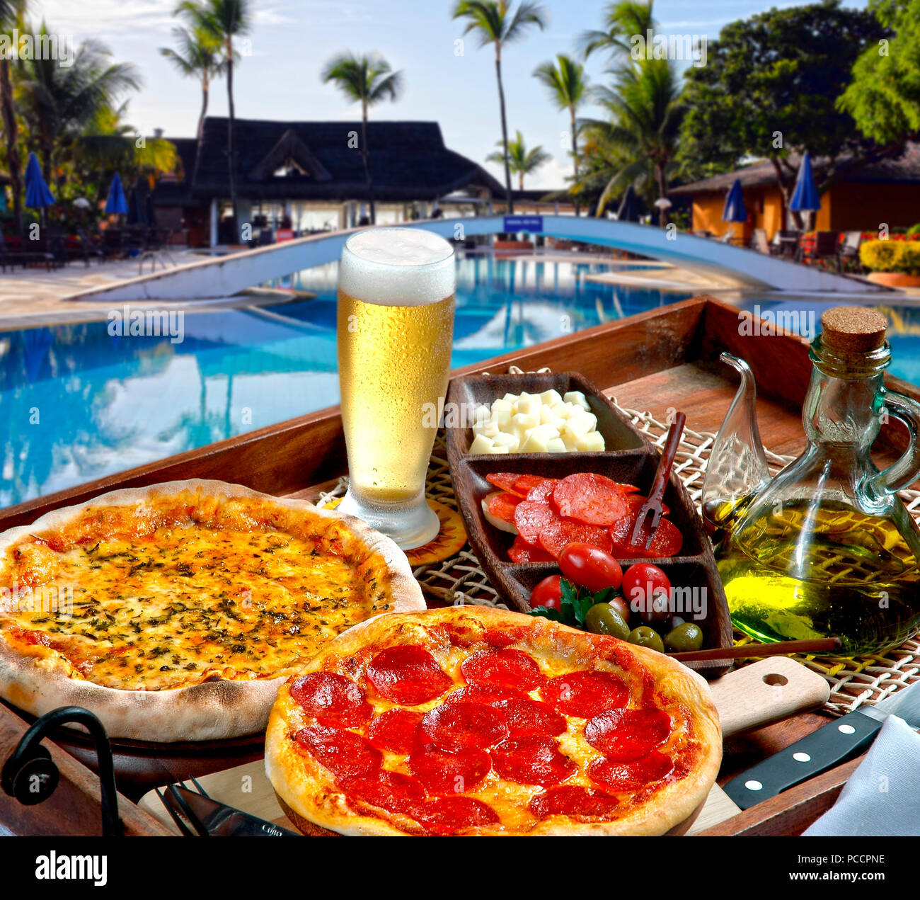 Pizzeria on the beach Stock Photo - Alamy