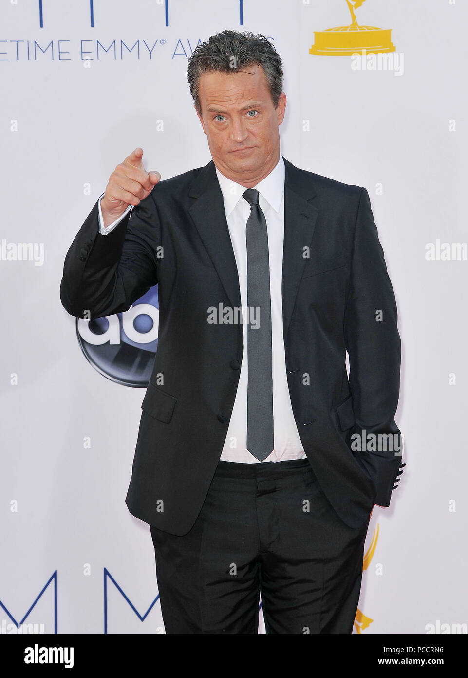 Matthew perry red carpet event hi-res stock photography and images - Alamy