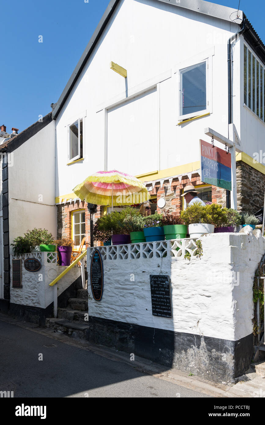 Fowey dining hi-res stock photography and images - Alamy