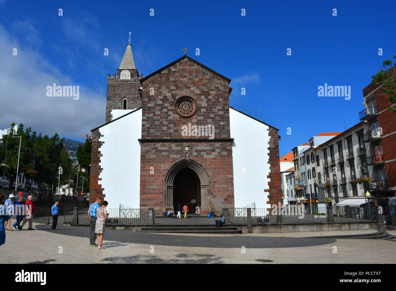 Historic religious architecture hi-res stock photography and images - Alamy