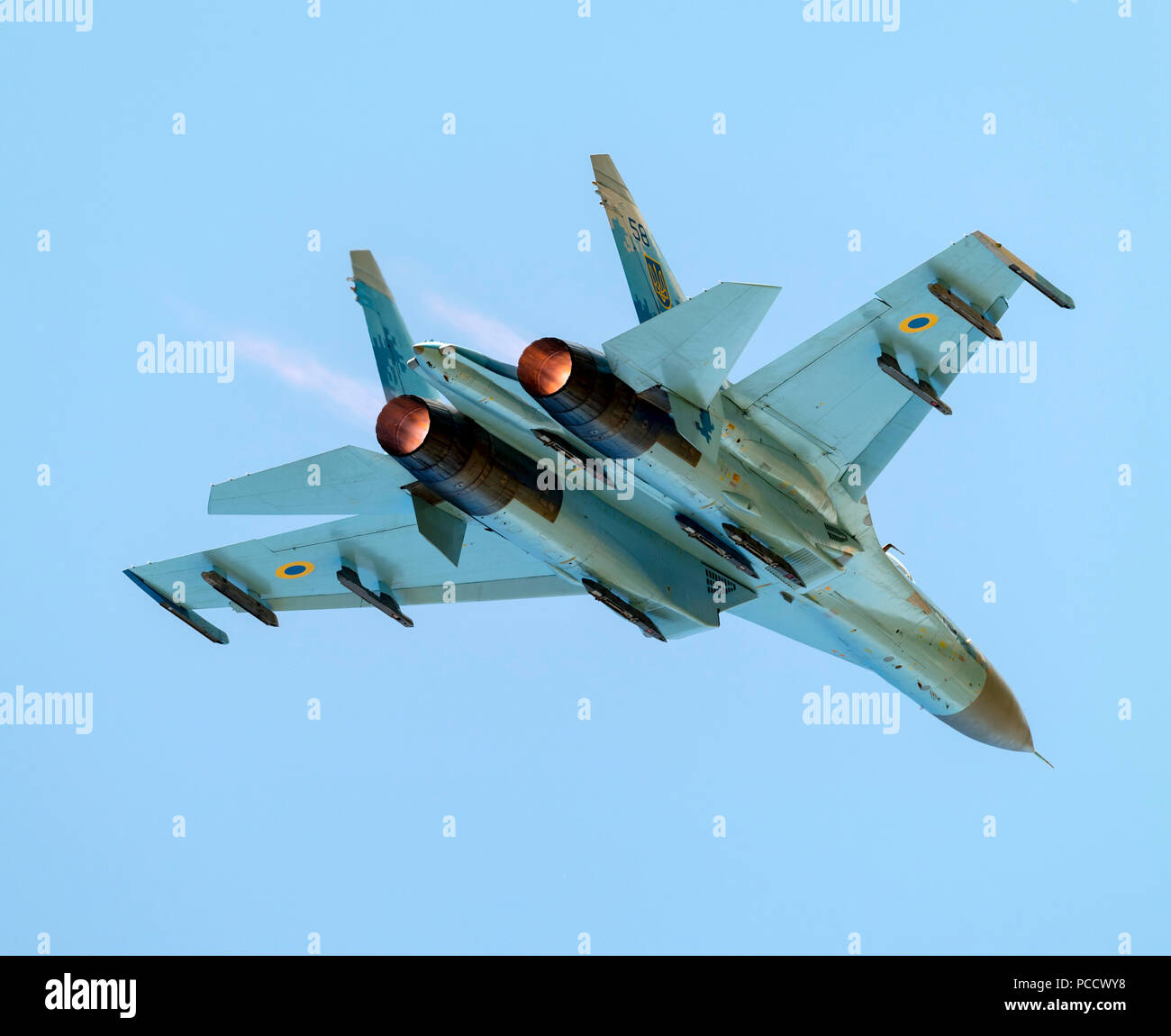 Sukhoi su27 hi-res stock photography and images - Alamy