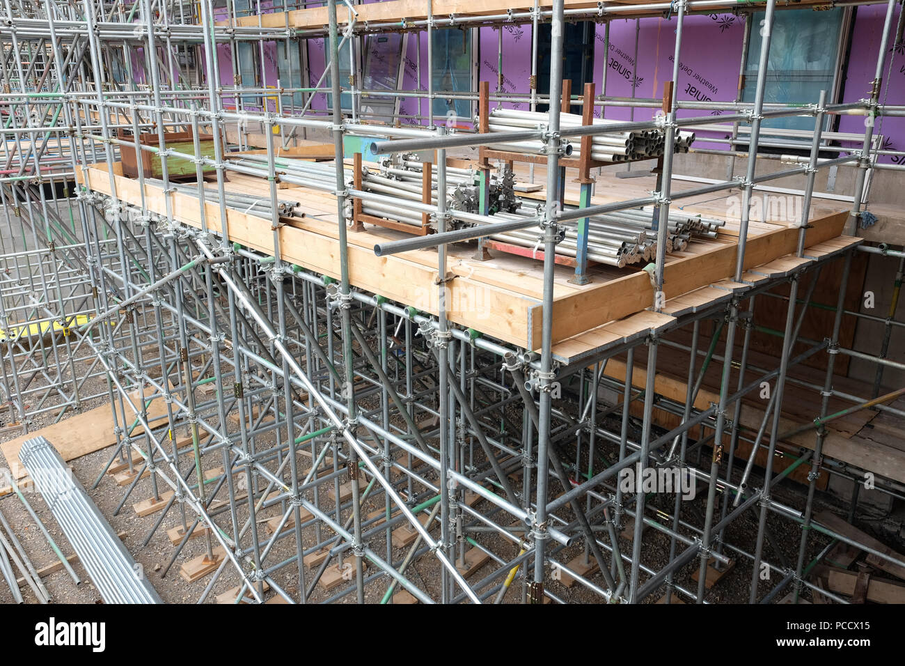 Loading Scaffold Platform