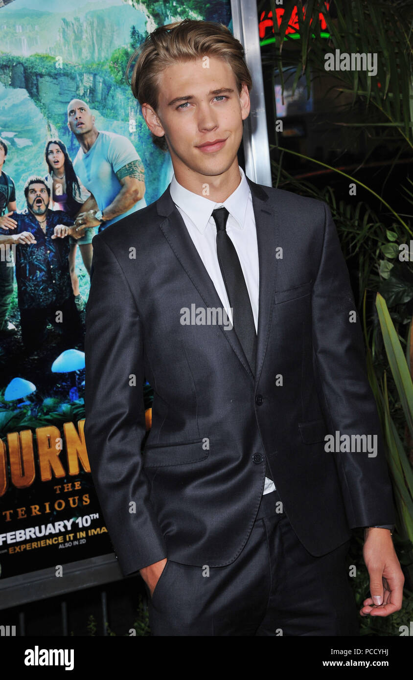 Austin butler _71 red carpet event hi-res stock photography and images ...