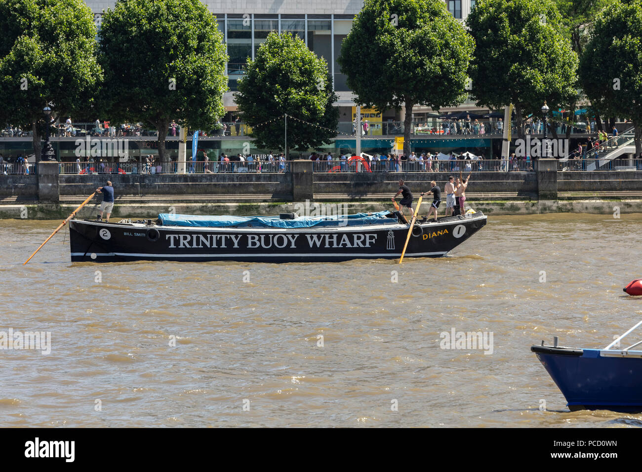Barge rowers on the River Thames Stock Photo - Alamy