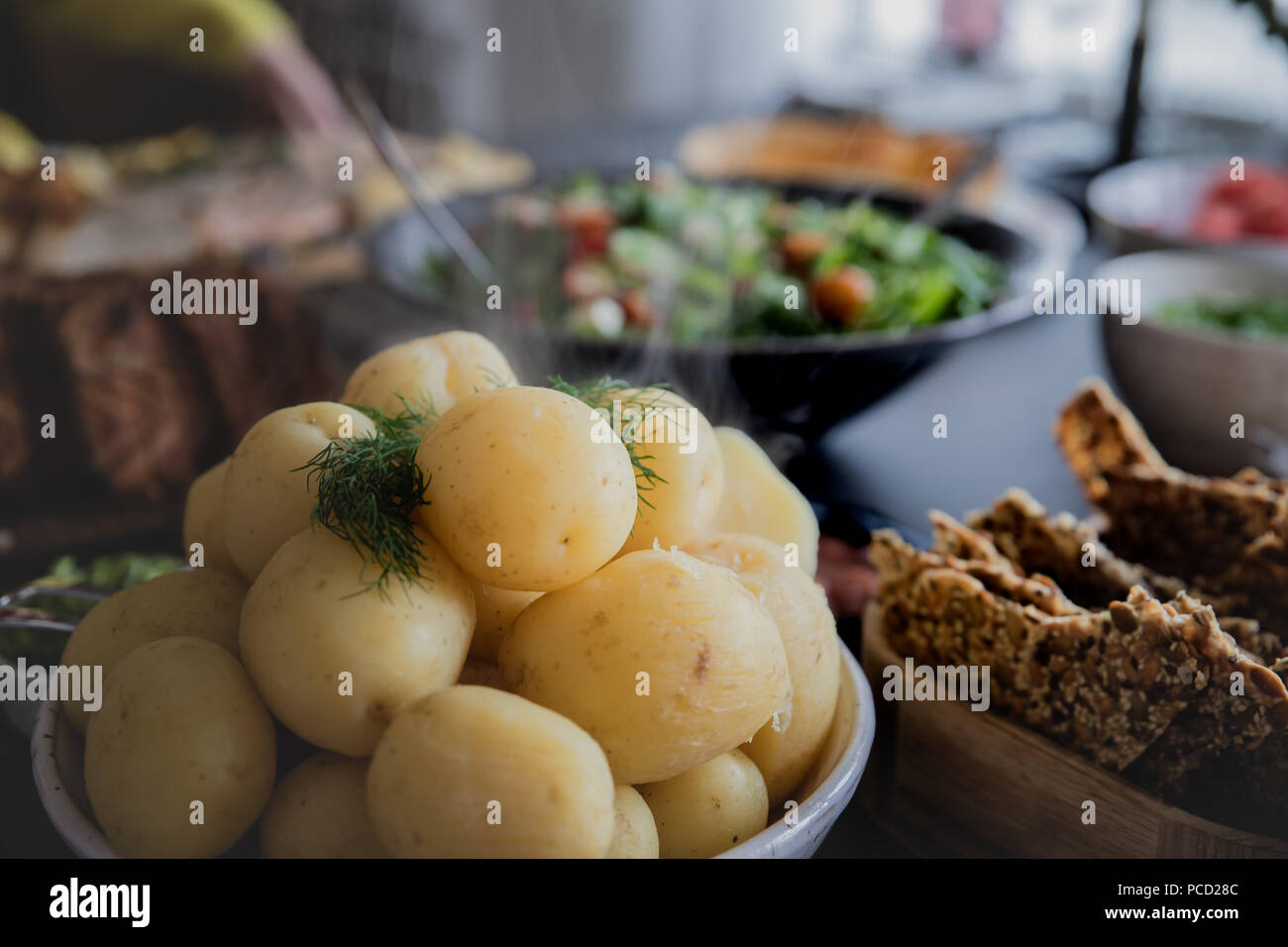 Hot potatoes hi-res stock photography and images - Alamy