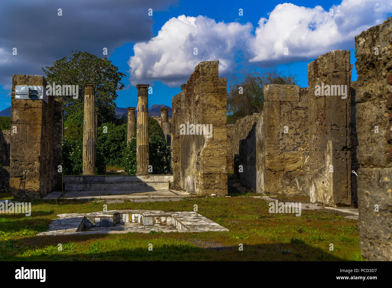 Casa di pansa hi-res stock photography and images - Alamy