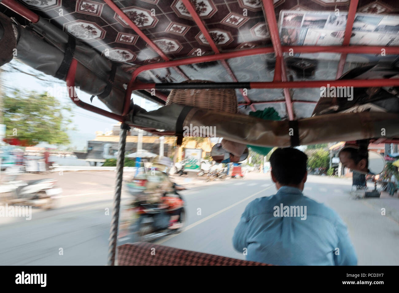 Rear view of tuk tuk driver hi-res stock photography and images - Alamy