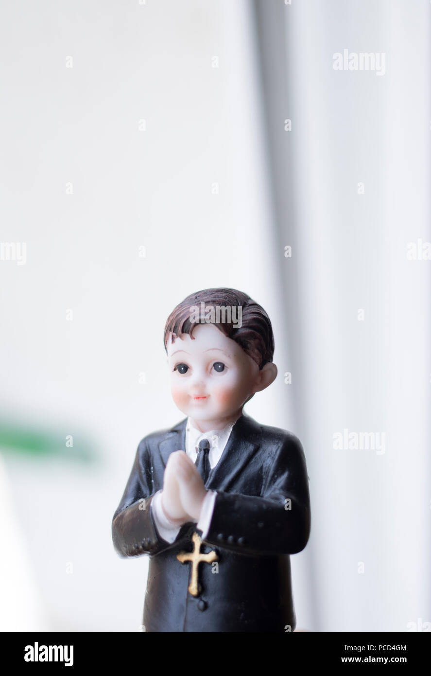 Cake topper Catholic holy communion ceremony religious boy praying to ...