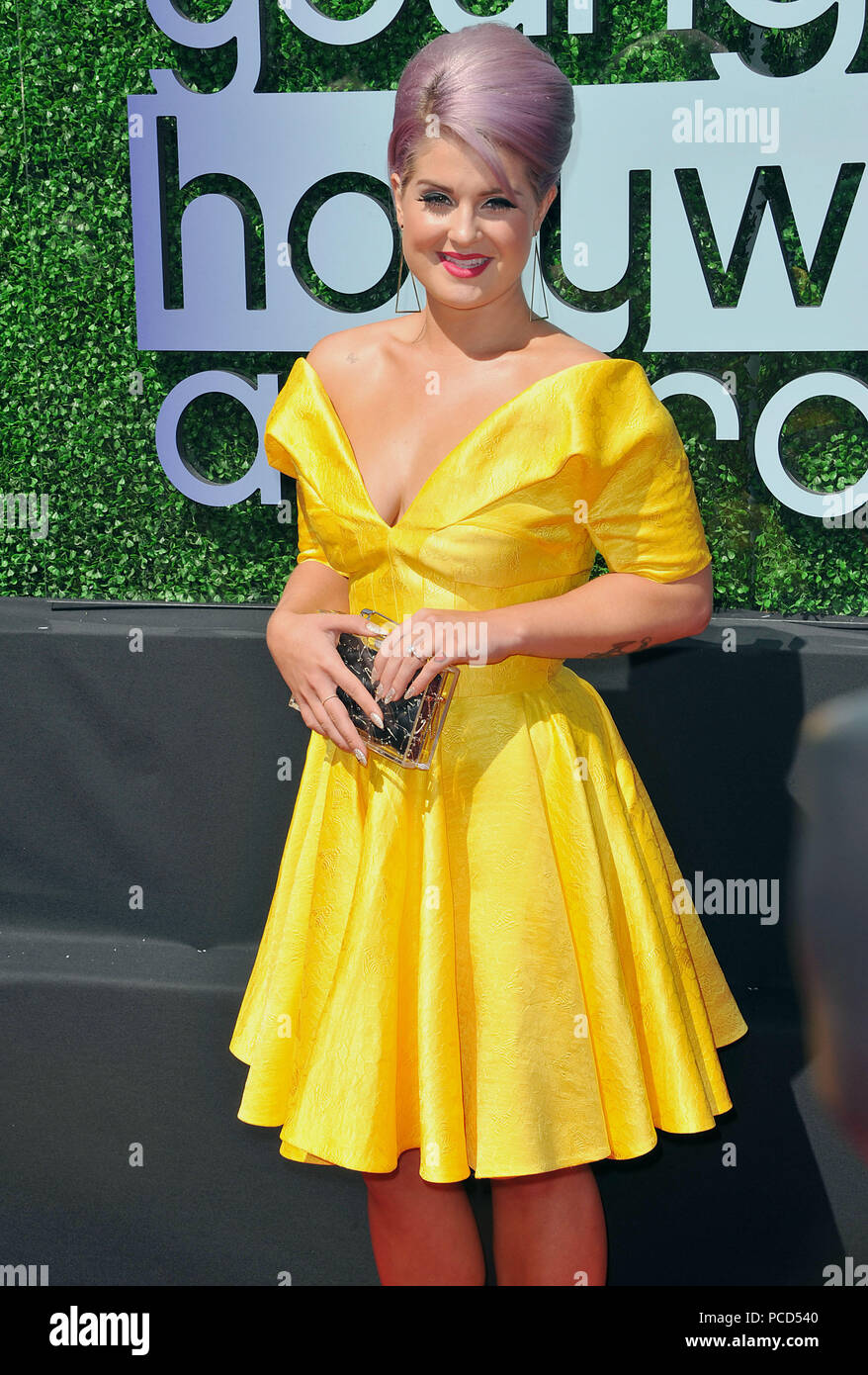 Kelly Osbourne arriving 2013 Young Holl. Awards at The Broad Stage in ...