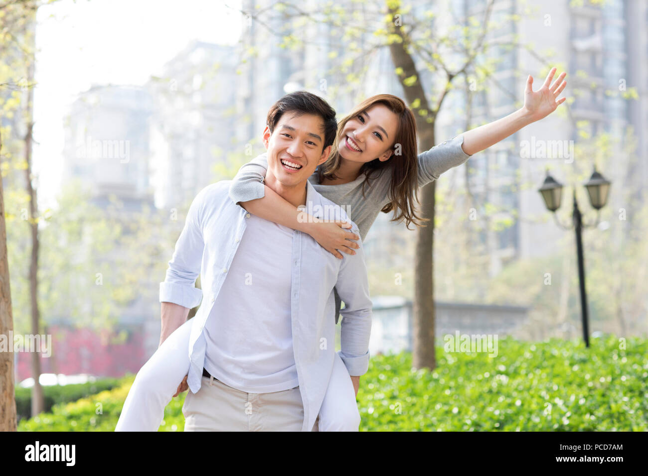 Happy young Chinese couple Stock Photo - Alamy